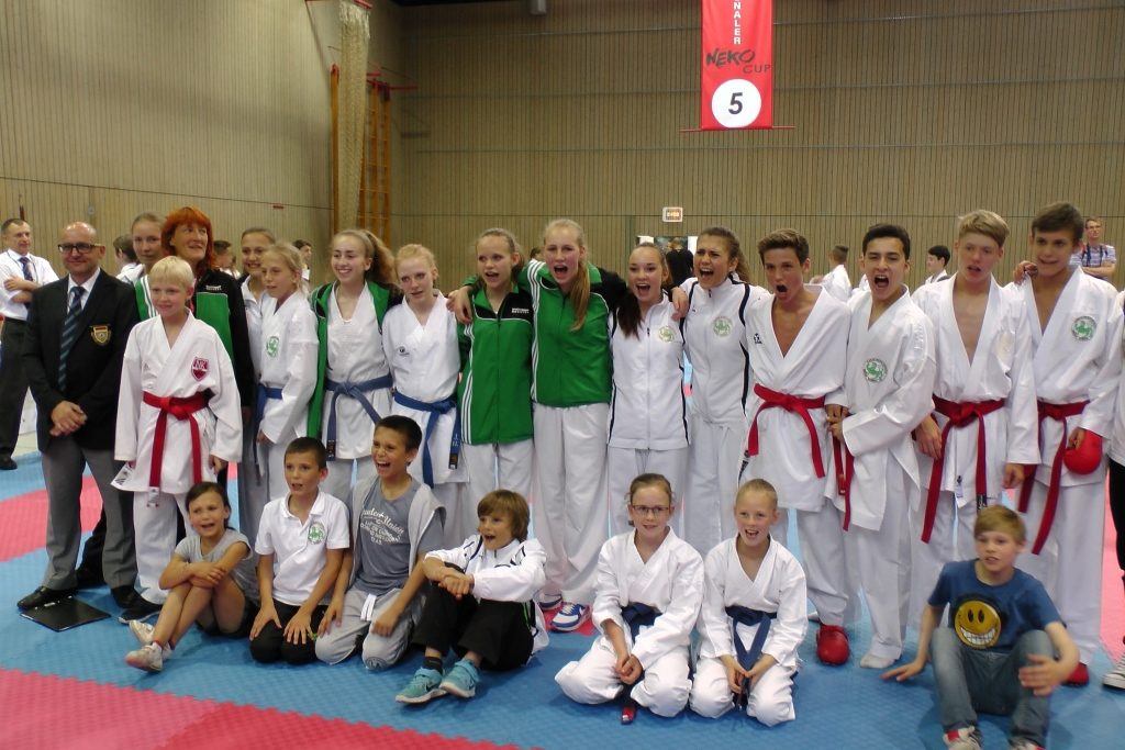 KDNW erfolgreich beim Neko-Cup in Hessen - Karate Dachverband Nordrhein-Westfalen e.V.